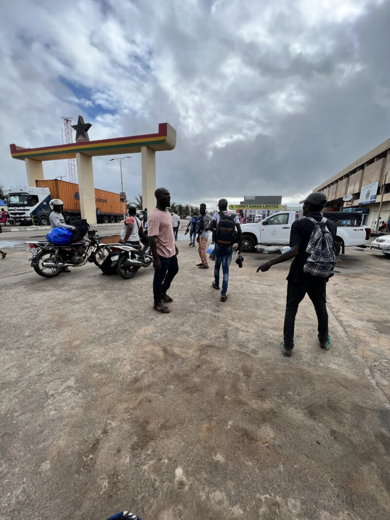 How to Cross the Ghana Togo Border: Entering Togo by Land - Being ...