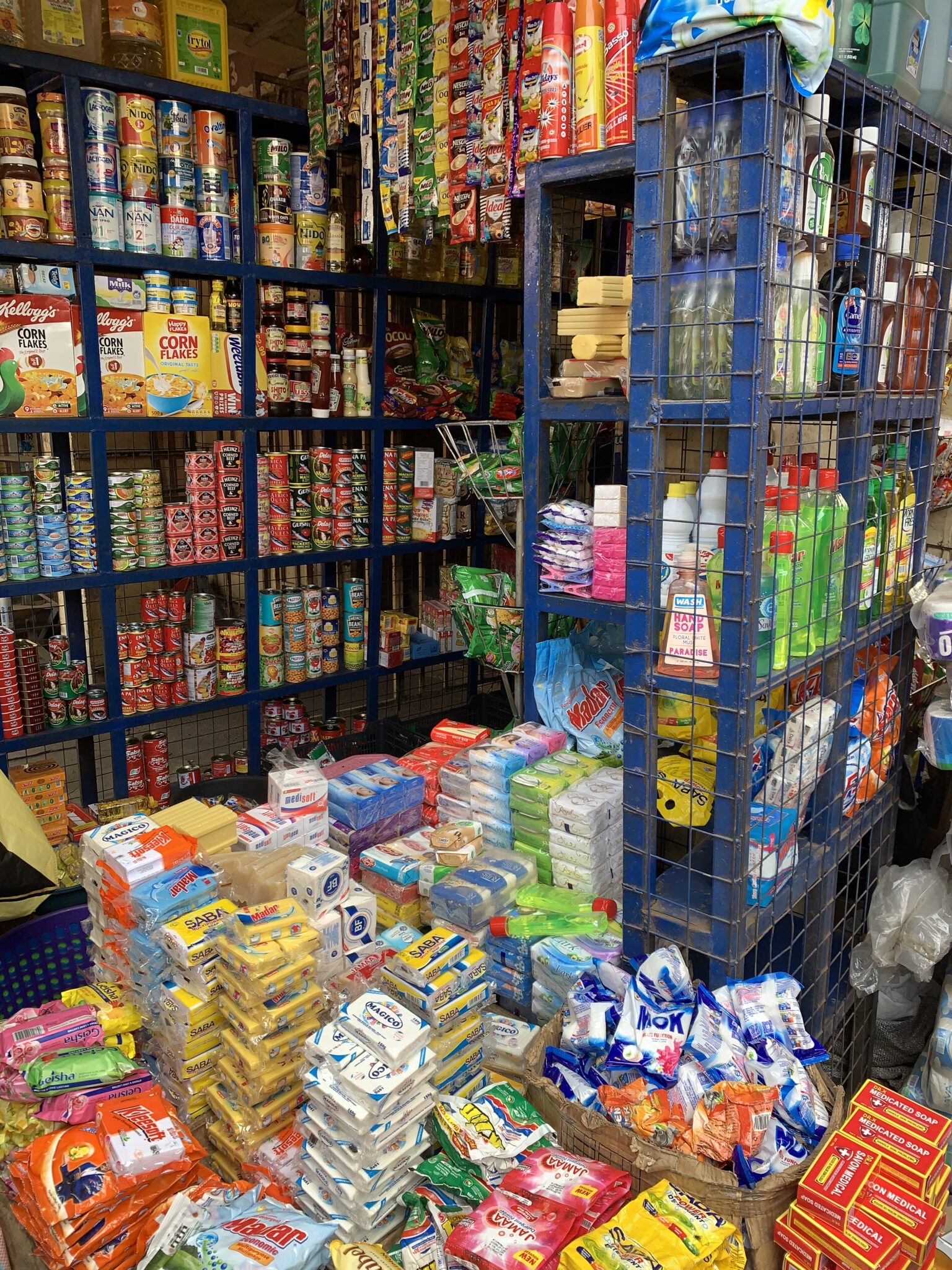 Exploring Makola Market in Accra - Being Christina Jane